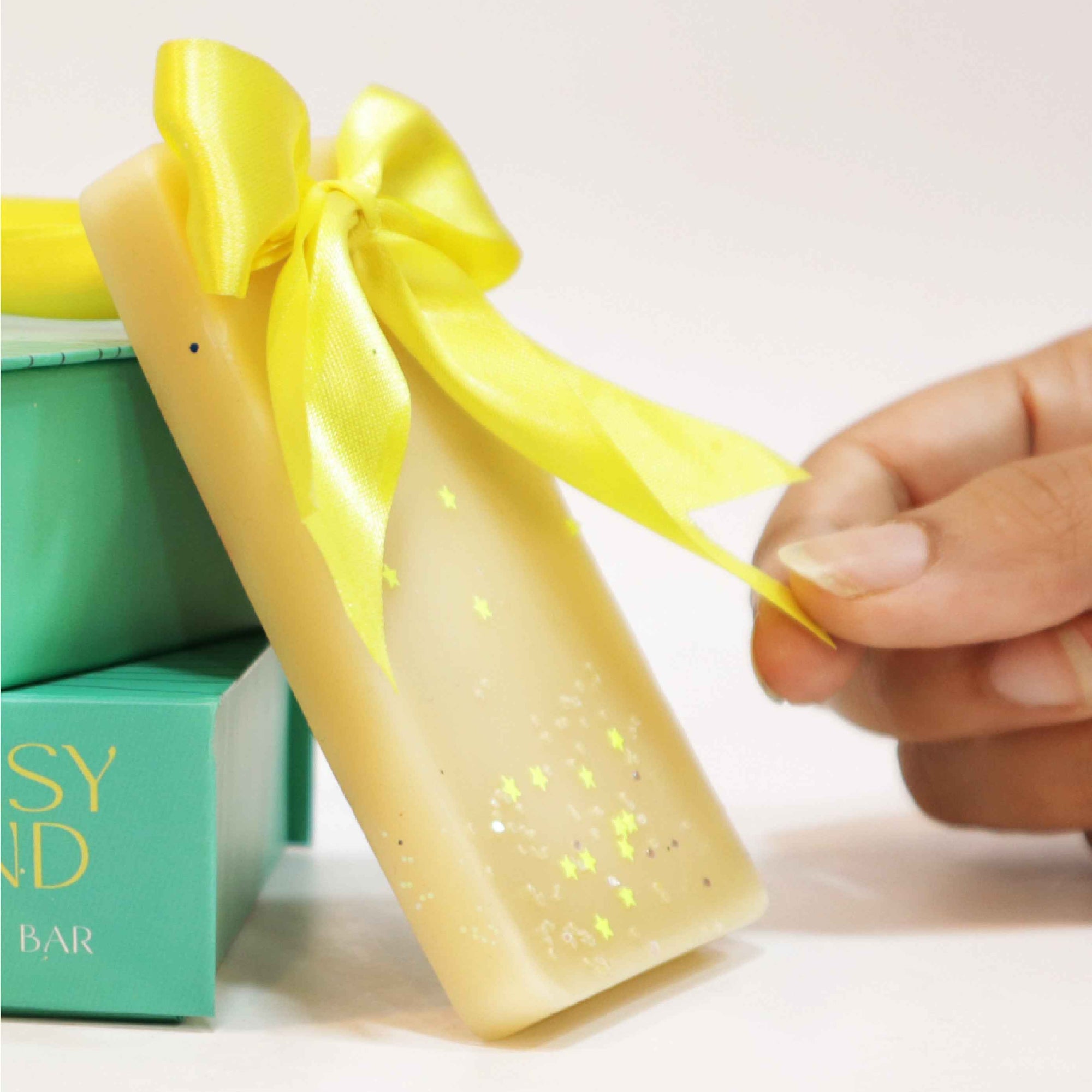 Ocean Breeze Fragrance Bar